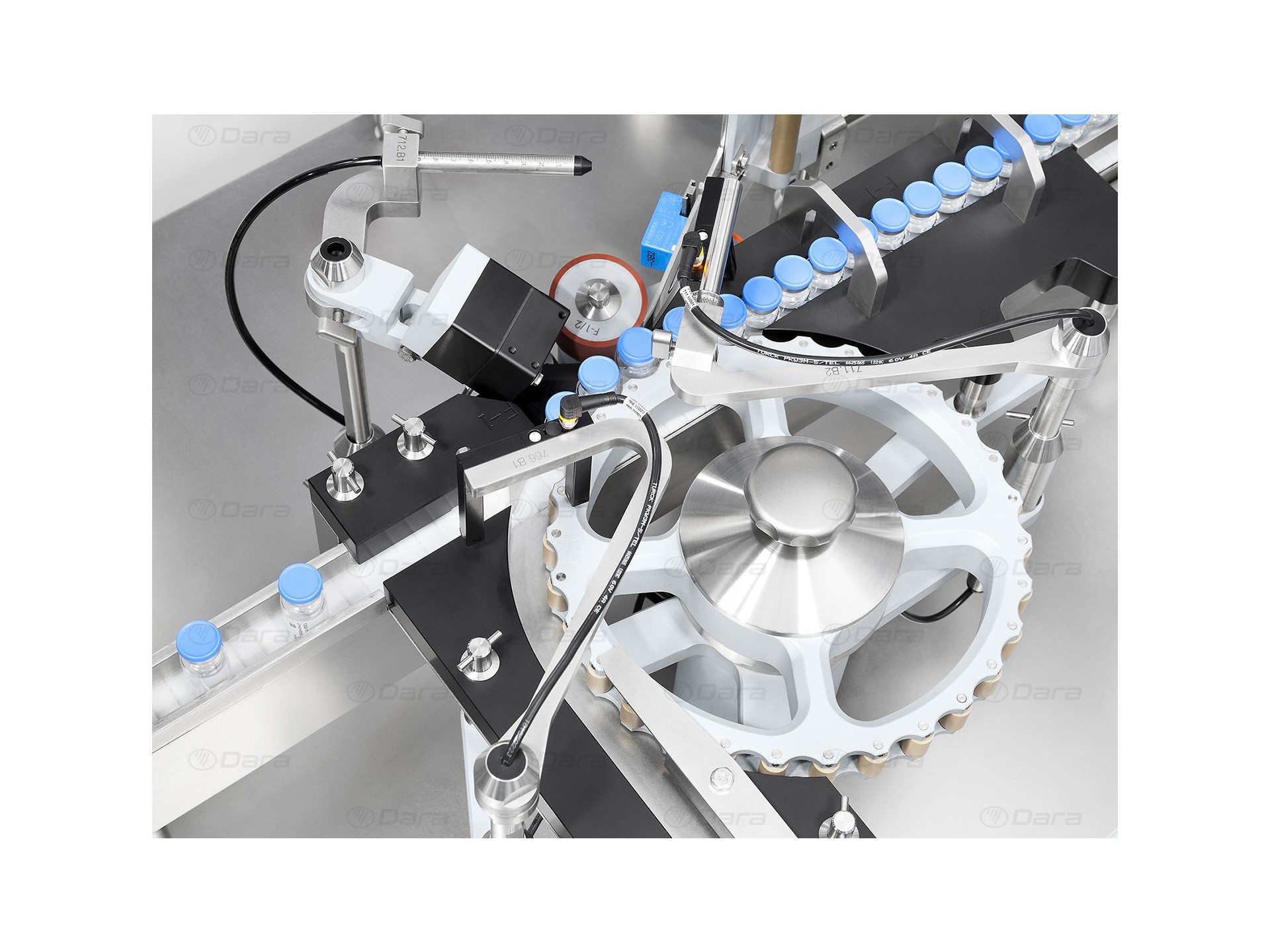 SYX-Lab - Labeling machines for bottles - Dara Beauty